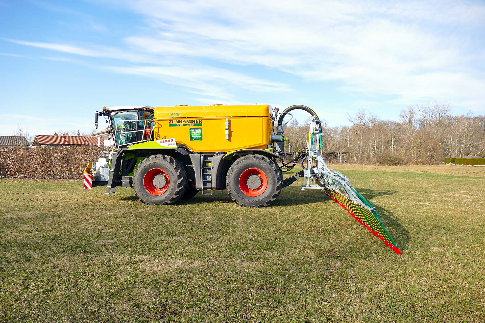 Claas Xerion - Saddle Trac 4200 - Zunhammer